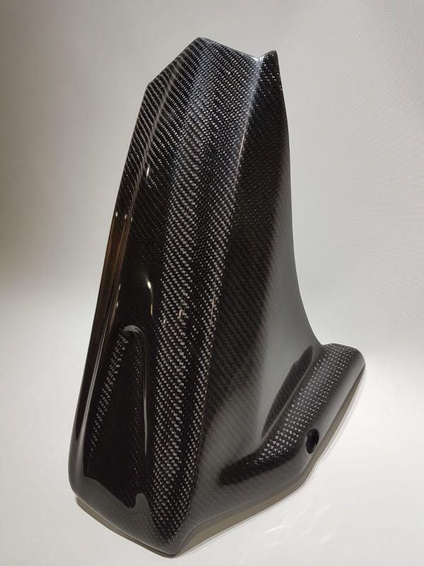 REAR HUGGER CARBON YAMAHA R15 V3 V4 R15M – ZYNBIKES